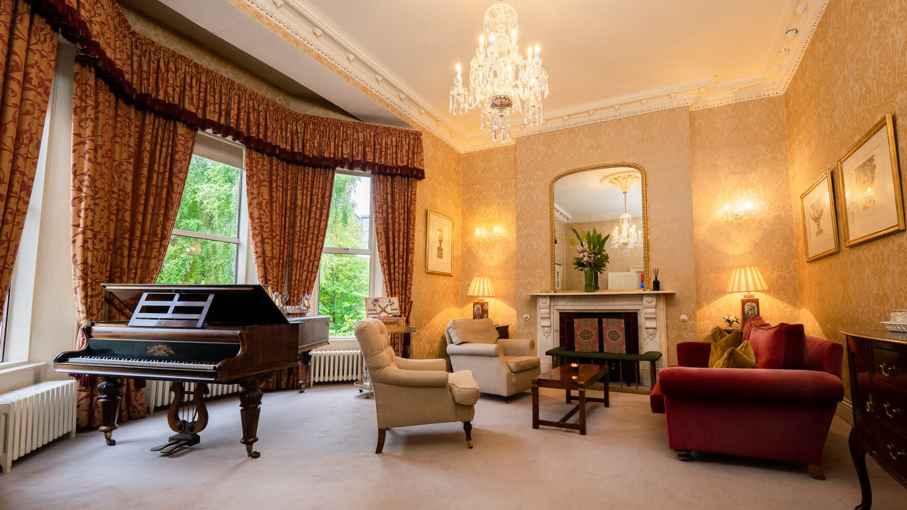 About Us | Luxury Hotels In Dublin 4 | Ariel House Hotel